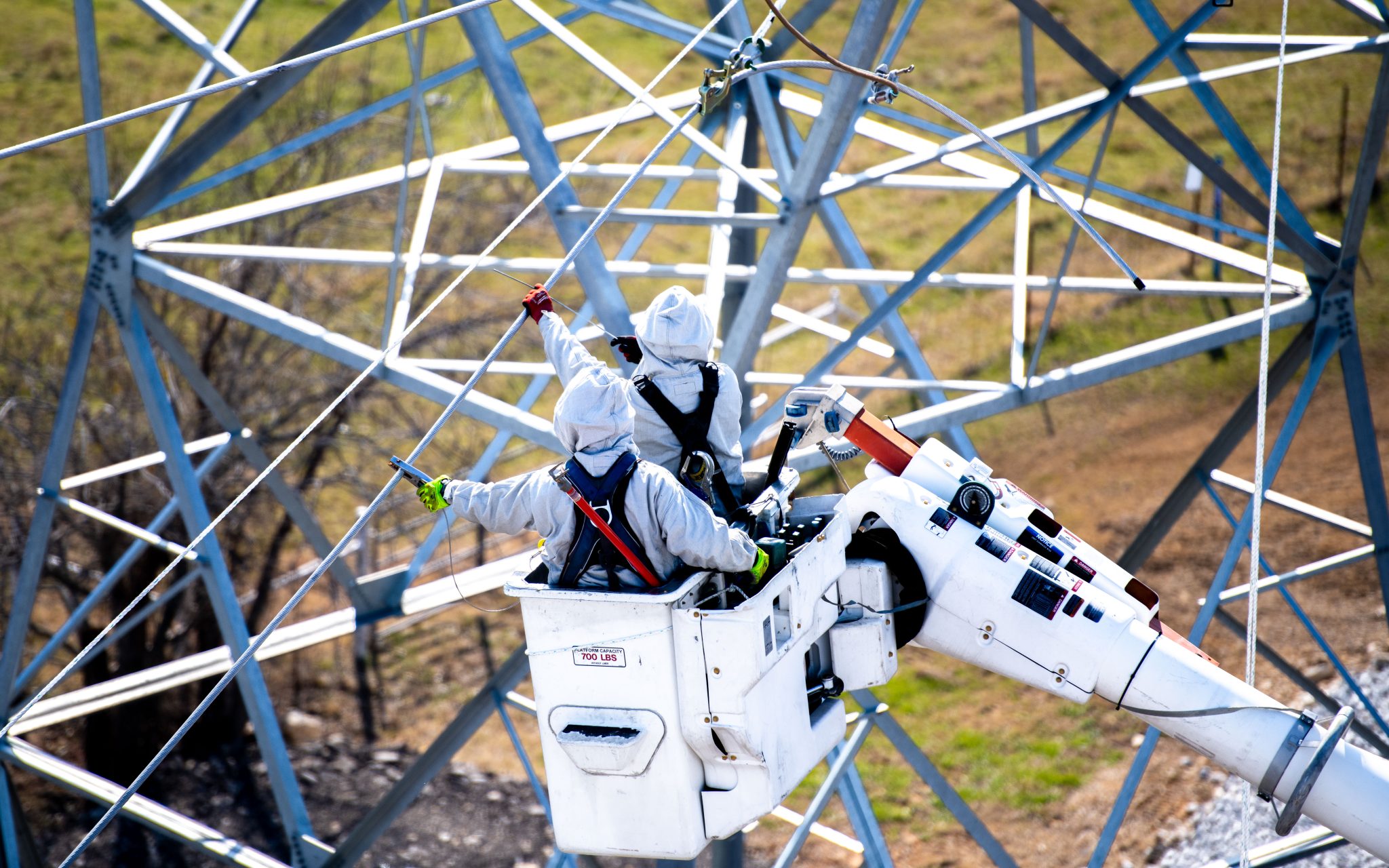 Energized Construction | Live-Line Barehand